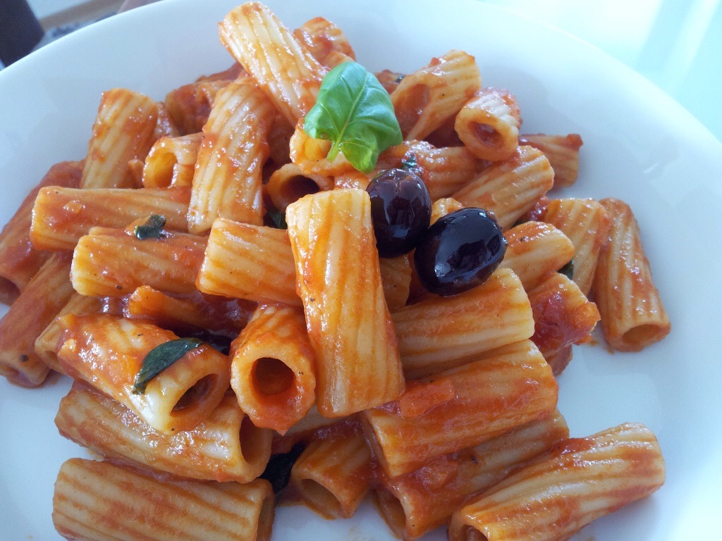 Rigatoni arrabiata – cucina d´amore